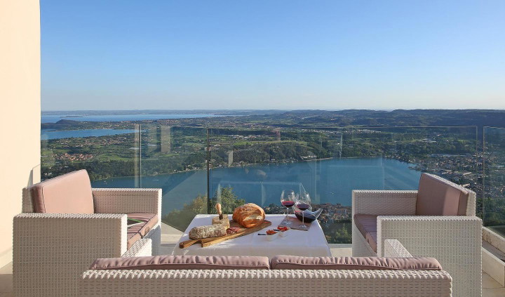 Villa Luna Stunning Modern Villa Shared Infinity Pool, Big Garden, Fantastic Lake View,ac, - Gardone Riviera