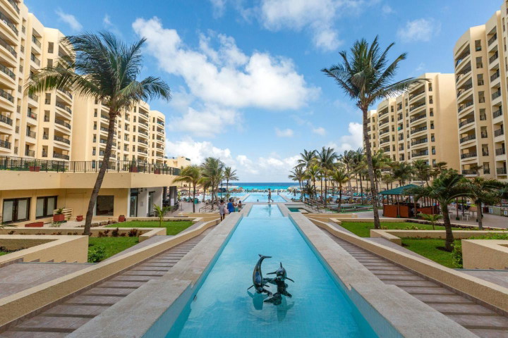 Holiday Inn Club Vacations The Royal Sands All Inclusive - Cancún
