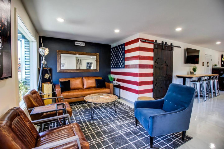 Americana Modern Hotel - Redding, CA