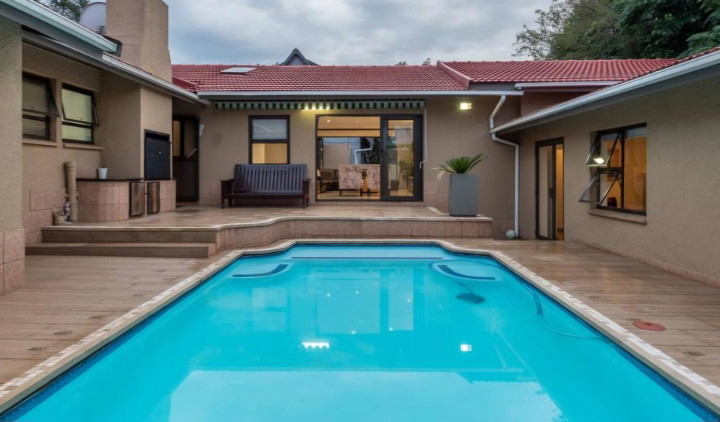 Mancave Luxury Homes - Alberton