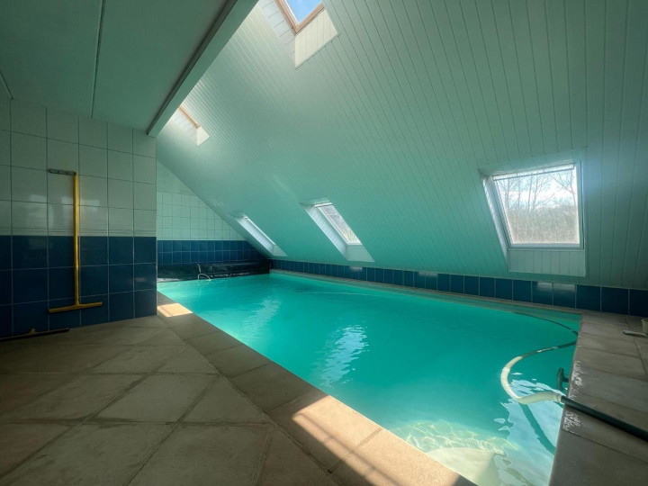Relaxing Villa With Pool - Sprimont