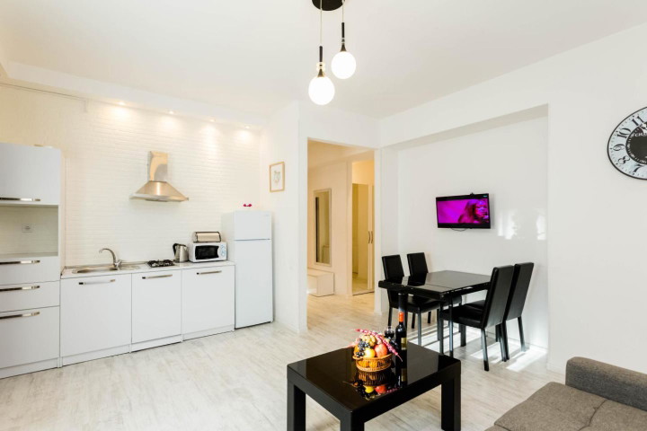 Business District Apartment - Tbilisi