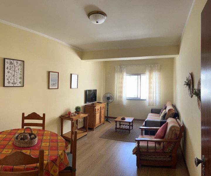 Center House - Faro