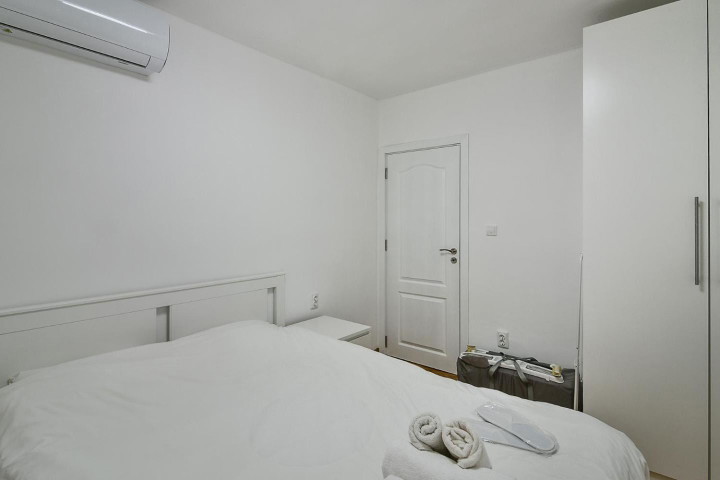Central 3br With Parking Nearby Opera - Varna