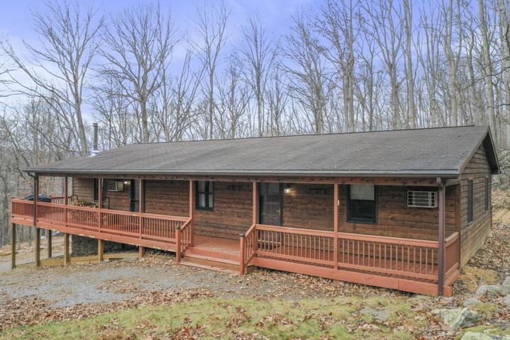 Mountain Retreat By Berkeley Springs Wriver Access - Berkeley Springs, WV