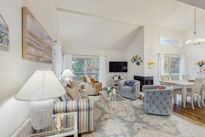 Sea Colony --- 18003 Lakeview Ct - Bethany Beach, DE