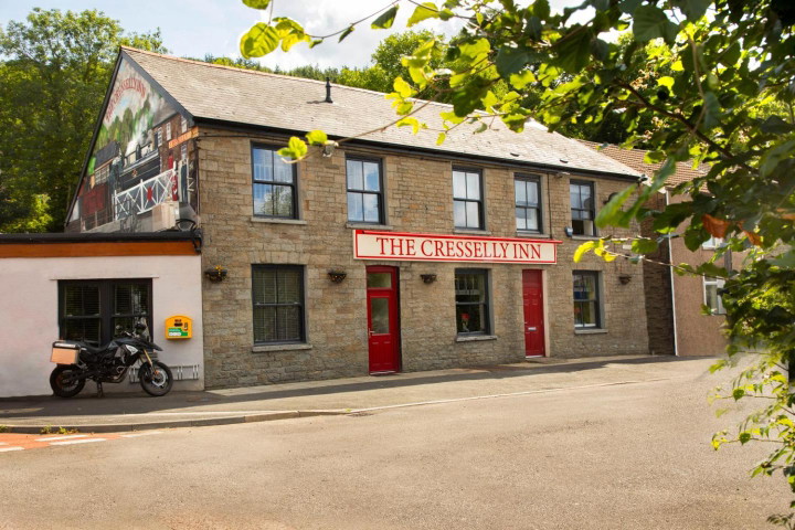 The Cresselly Inn - Pontypridd