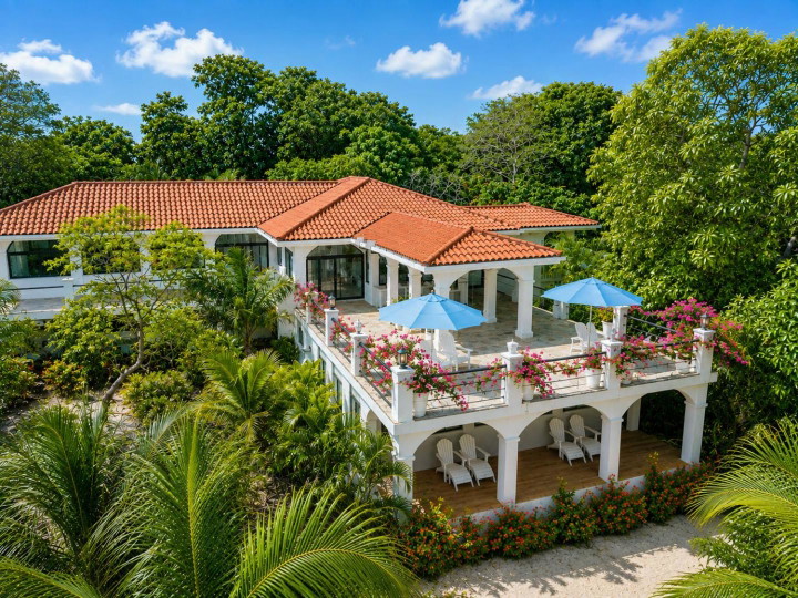 The Hacienda Beach Resort - Honduras