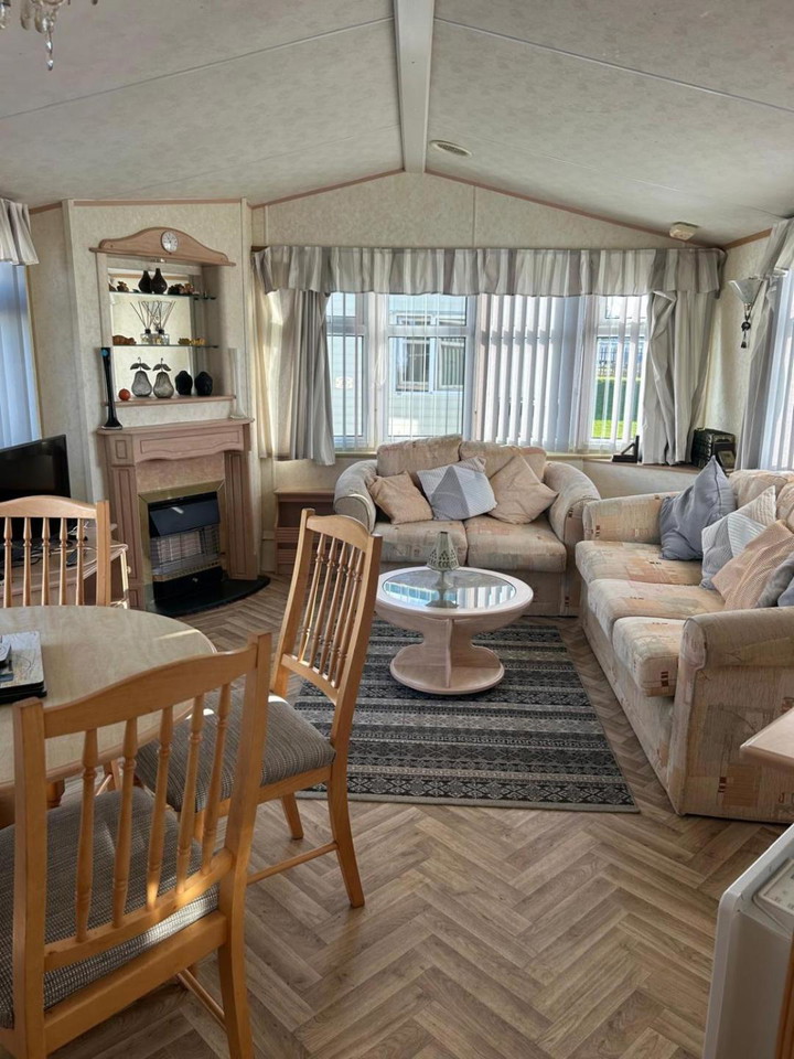 6 Berth Caravan Ensuite The Chase - Lincolnshire