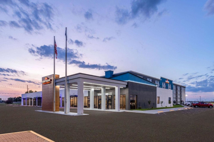Hawthorn Extended Stay By Wyndham Wichita Airport - Wichita