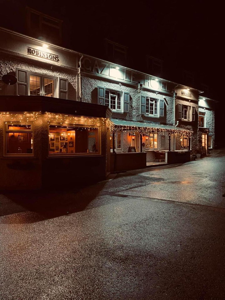 Gazelle Hotel - Gwynedd
