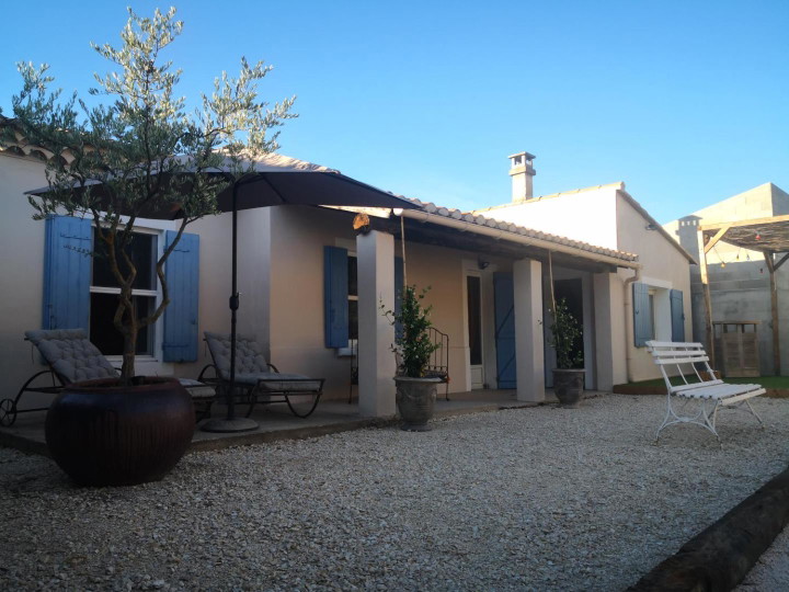 Gîte Paisible Aux Pieds Des Alpilles, Parking Privé - Saint-Rémy-de-Provence