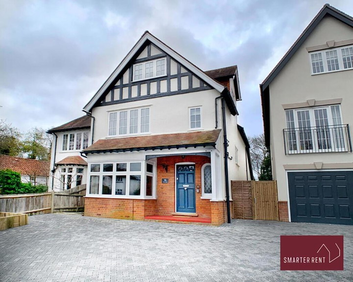 Thames Ditton 4 Bedroom Detached House - Hampton