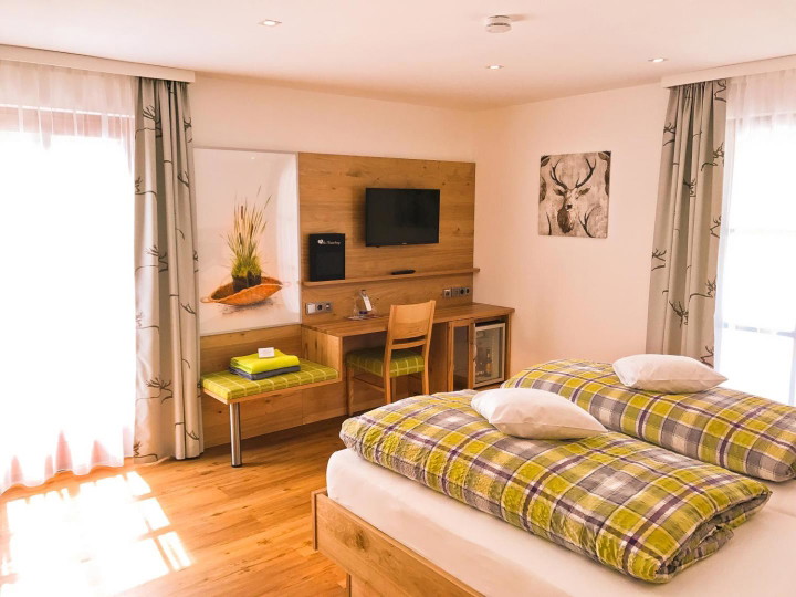 Hotel Am Wiesenhang - Garni - Oberammergau