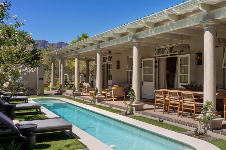 Pink Door Franschhoek By The Oyster Collection - Franschhoek