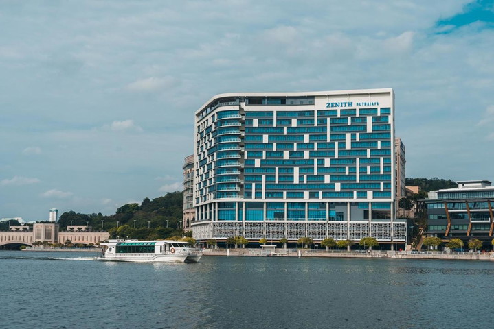 Zenith Hotel Putrajaya - Kajang