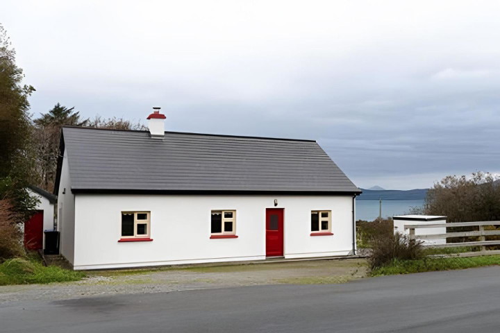 Nancy's Seaside Cottage, Renvyle - Ireland
