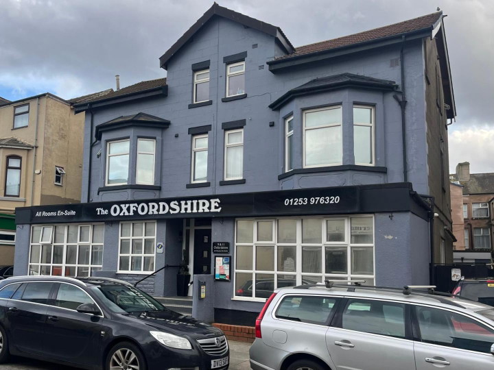 The Oxfordshire - Blackpool