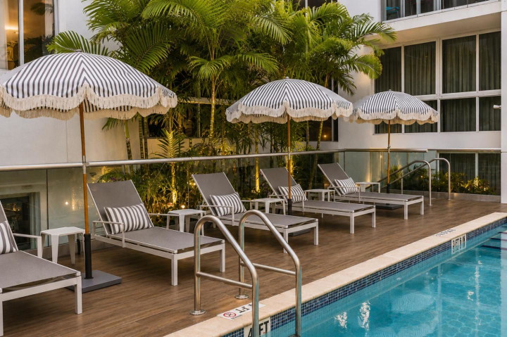 Habitat Residence - South Beach, FL