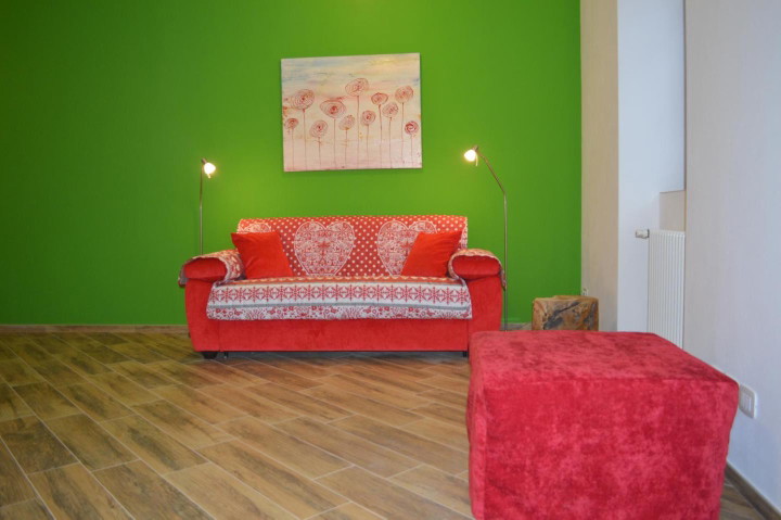 Parravicini Red Flower Apartment - Tirano