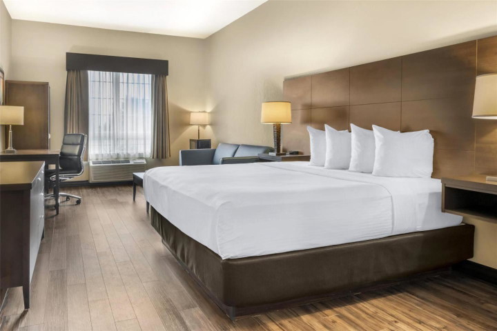 Best Western Plus Saint John Hotel & Suites - Saint John, Canadá