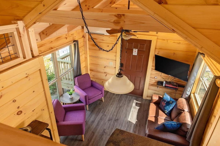 Maggie Cabin Enjoy Nature From A Forest Hot Tub - Chattanooga, TN