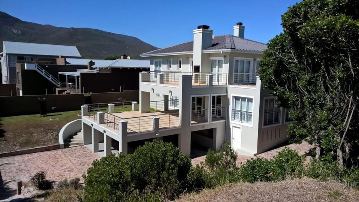 Mystic Breeze - Hermanus