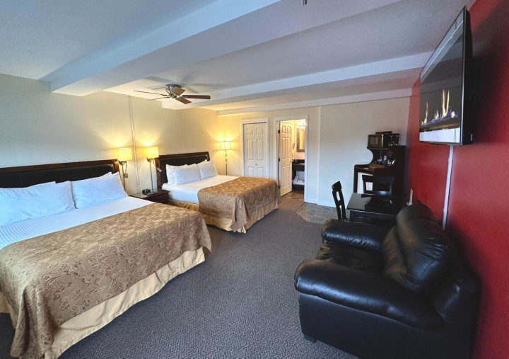 Bayshore Waterfront Inn - Ucluelet