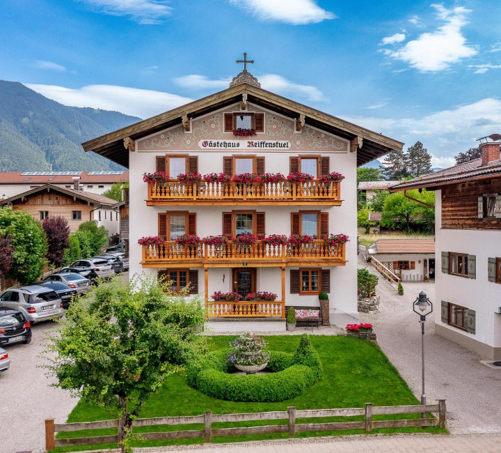 Hotel Garni Reiffenstuel - Rottach-Egern