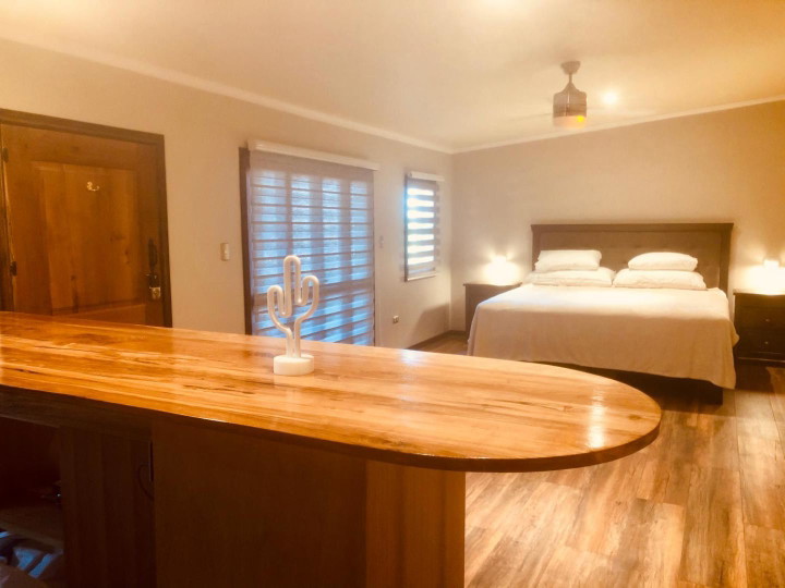 Strip Center Suites By Casona Lo Aguirre - El Monte