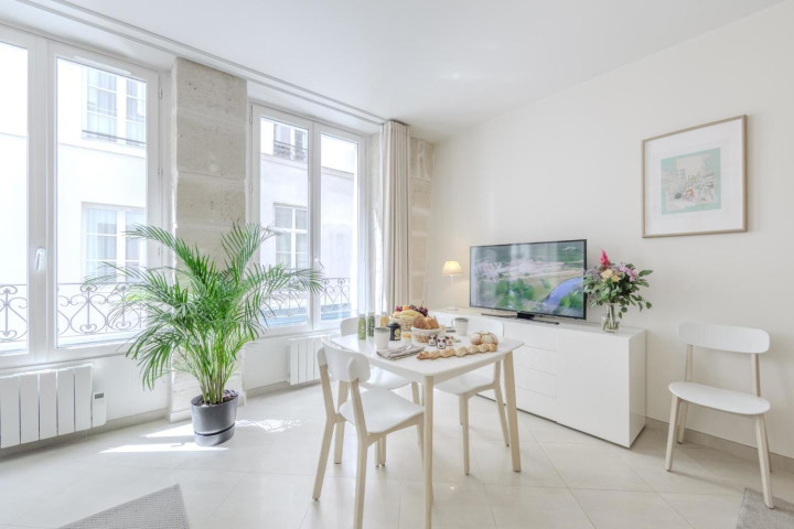 Jardin Saint Honoré Apartments - Paris