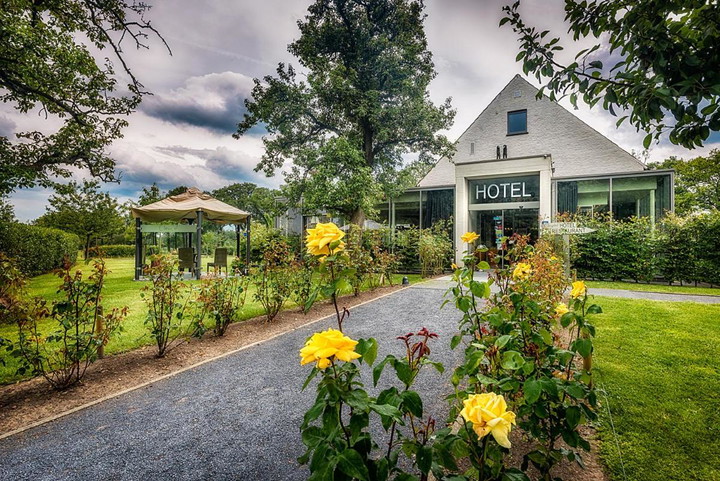 Cleythil Hotel - Sint-Laureins