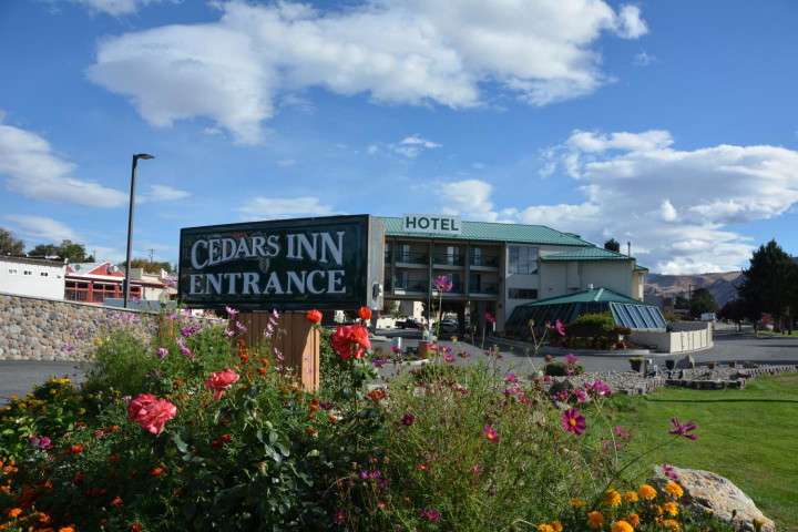 Cedars Inn - Wenatchee, WA