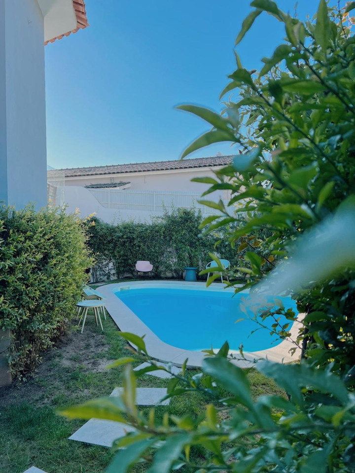 Luna House & Cowork - Estoril
