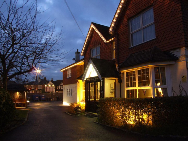 The Corner House Hotel - Redhill