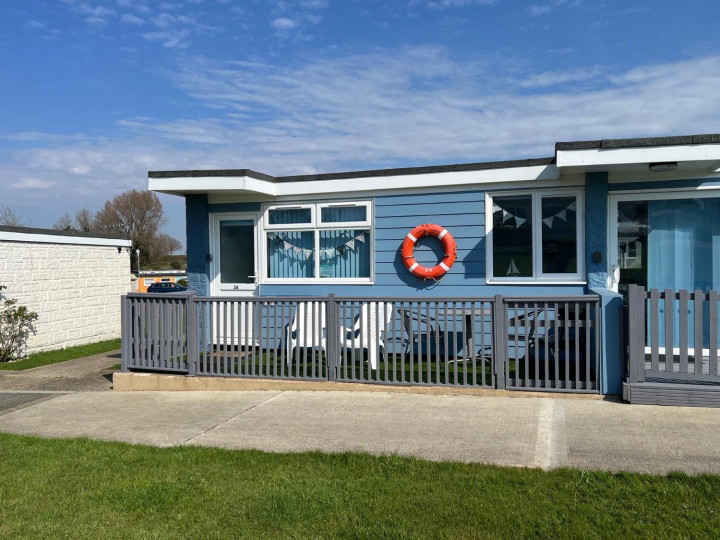 Wight Waves Holidays, Great Ferry Savings Available! - Isle of Wight