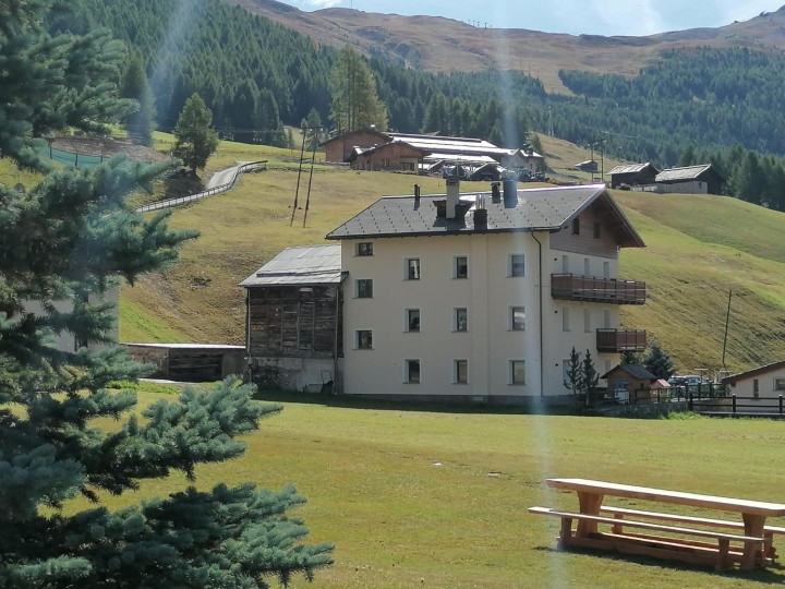 Wood Apartment Balcony - Livigno