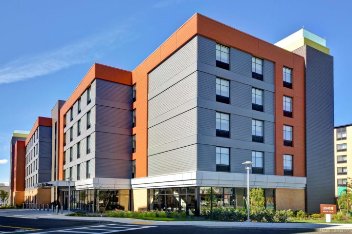 Home2 Suites By Hilton Boston South Bay - Dorchester, MA