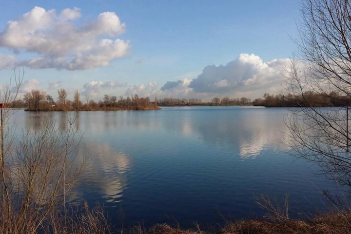 Zonnig Appartement Maasbommel. - Netherlands