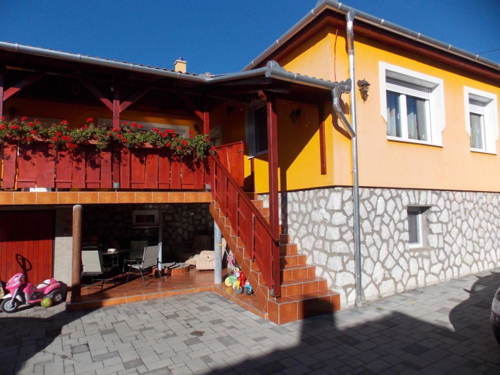 Szonja Apartman - Egerszalók