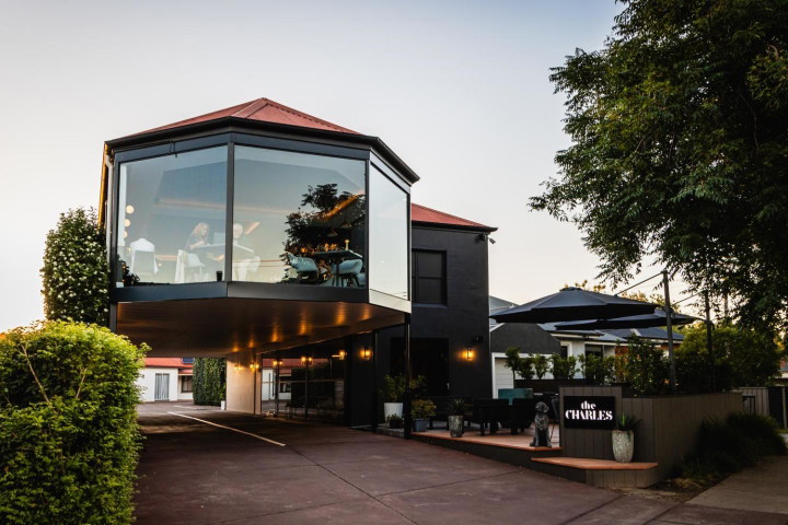 The Charles - Wagga Wagga