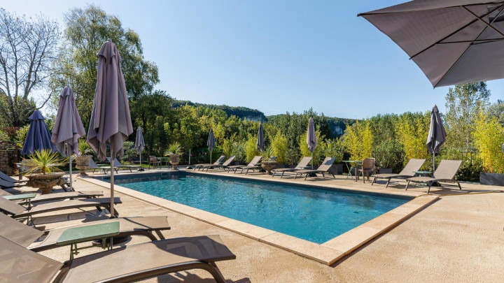 Hostellerie Du Passeur - Hôtel & Restaurant - Climatisation Et Piscine Chauffée - Castelnaud-la-Chapelle