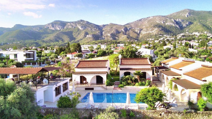 Five Fingers Holiday Bungalows - Girne