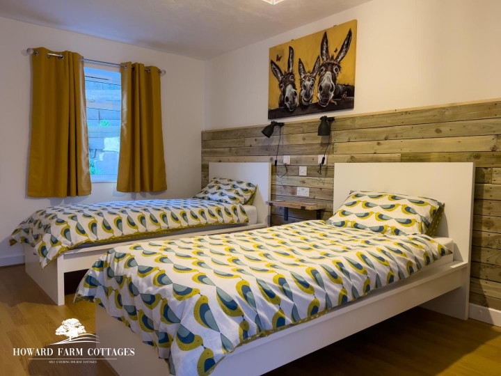 Howard Farm Holiday Cottages - Bude