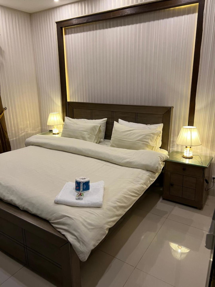 Vactional Villa Dha Phase 6 Lahore ,Three Bed Room Full House - Lahore