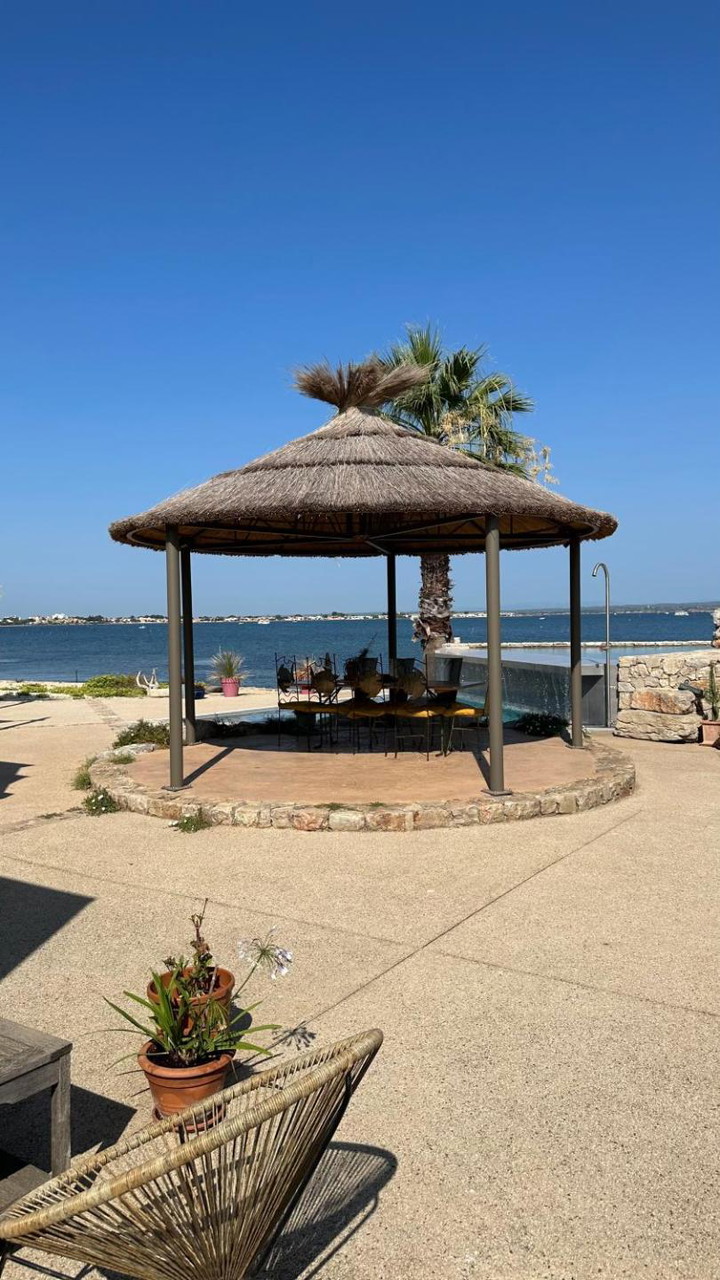 Les Pieds Dans L’eau - Frontignan