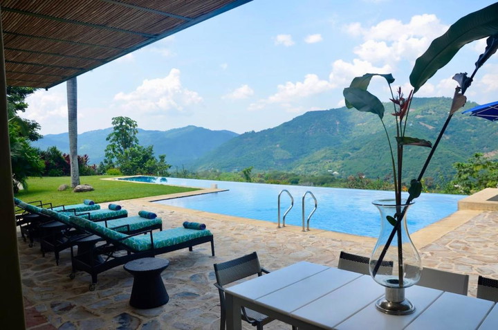 Villa En Club Campestre Mesa De Yeguas - Anapoima