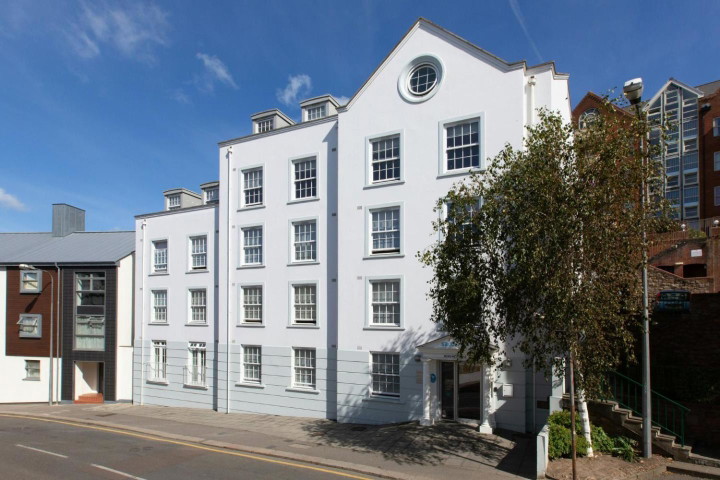 Saco Jersey - Merlin House - Jersey