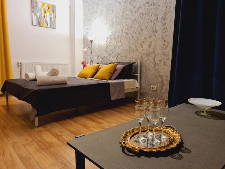 Ultracentral 5* Boutique Hotel Style Apartment. Brand New. 2 Rooms. Spacious. Free Parking - Cluj-Napoca