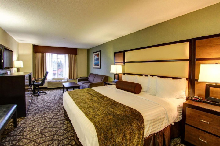 Best Western Plus Vancouver Mall Drive - Gresham, OR